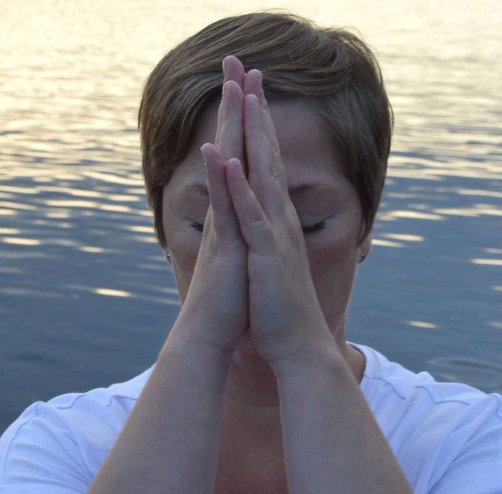 Namaste Foto & Bild | erwachsene menschen, portrait, portrait frauen ...