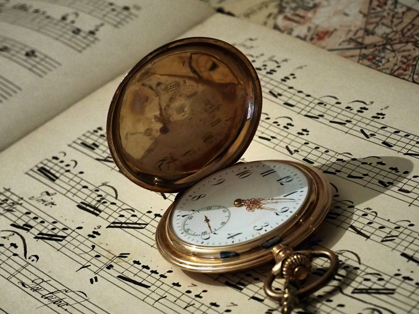 Ne alte Uhr Foto & Bild | alt, antik, musik Bilder auf fotocommunity