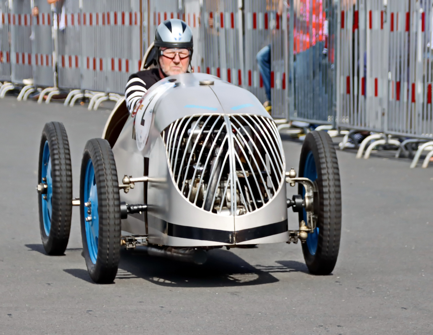 Neander-Fahrmaschine 1937 + 1 Video Foto & Bild | oldtimer, düsseldorf ...