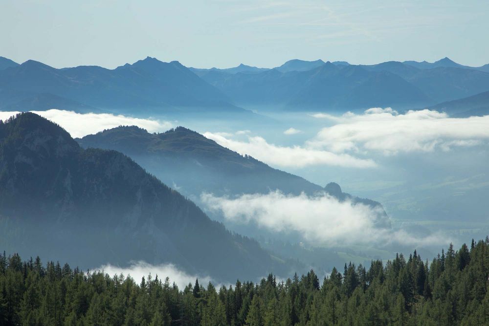Nebel im Tal Foto & Bild | landschaft, berge, gipfel und grate Bilder ...