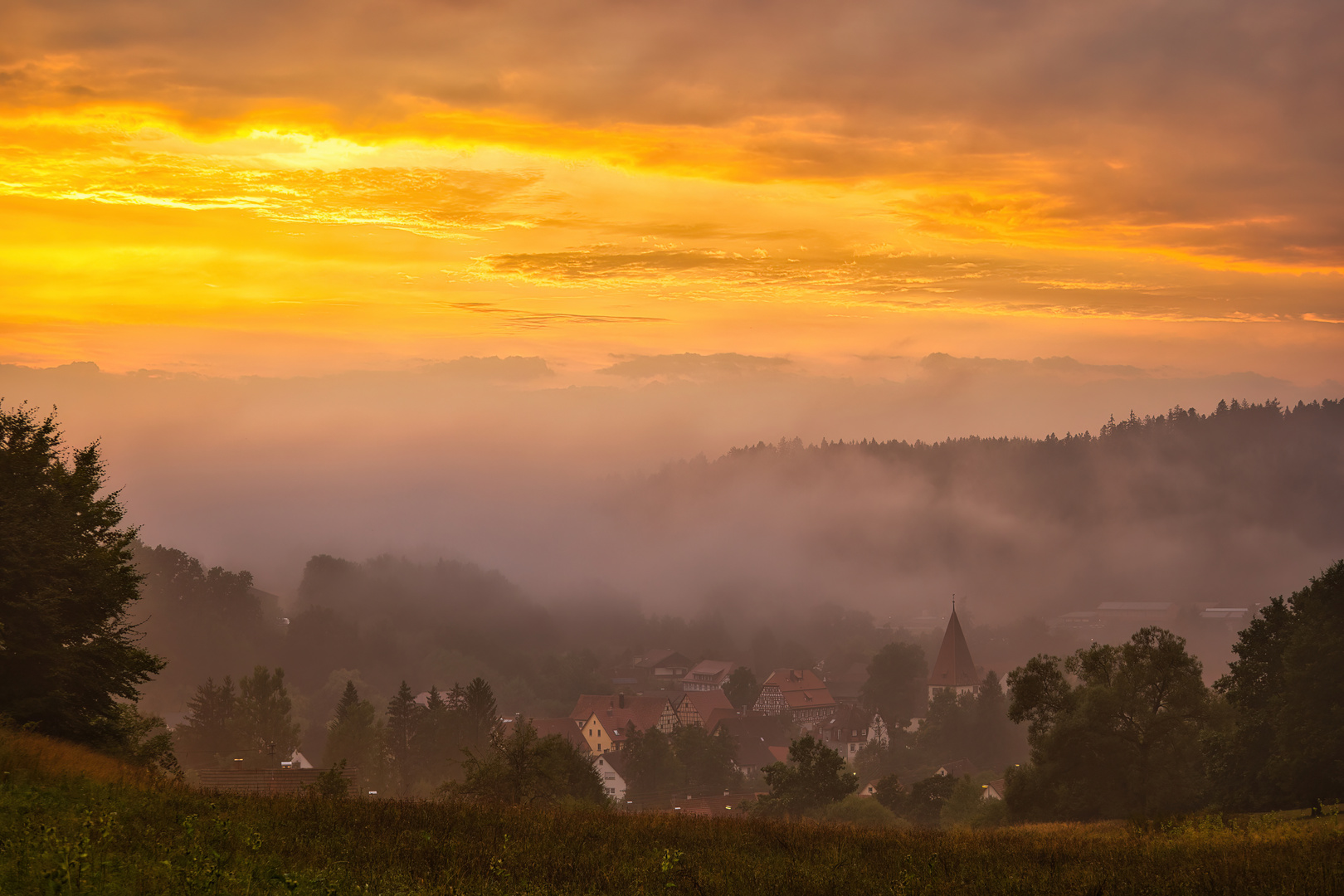 Nebel über Täferrot Foto & Bild | nebelstimmungen, wetter ...