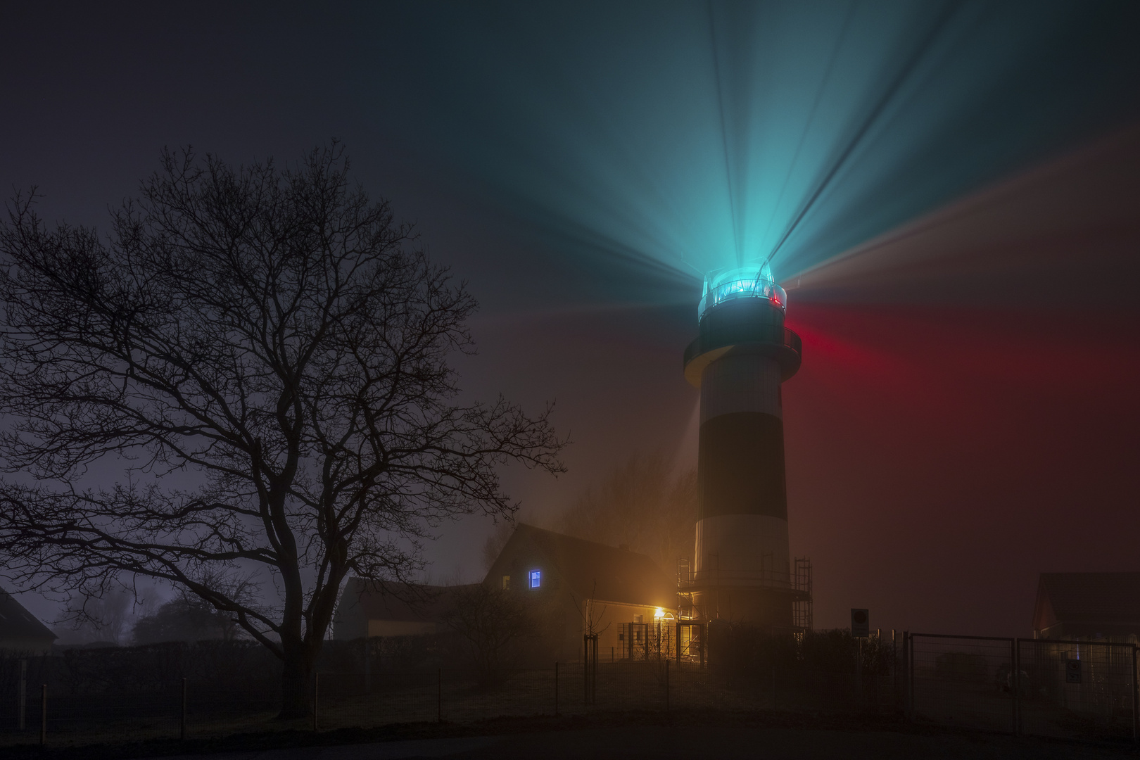 Nebelig... Foto & Bild | night, world, leuchtturm Bilder auf fotocommunity