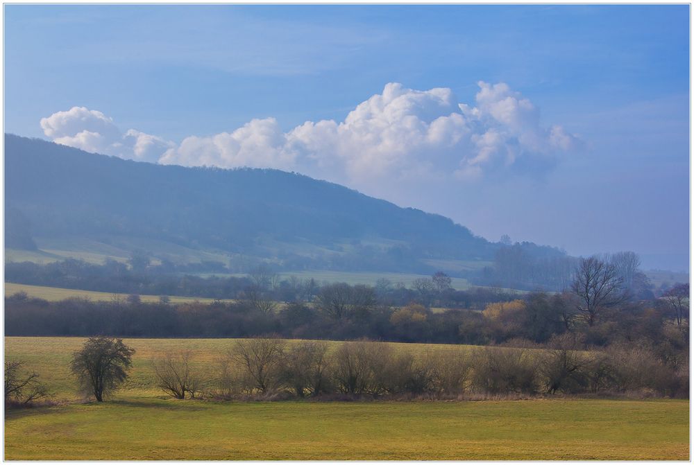 Neblig, aufklarend, dann heiter bis wolkig... - kein Wetterbericht ...