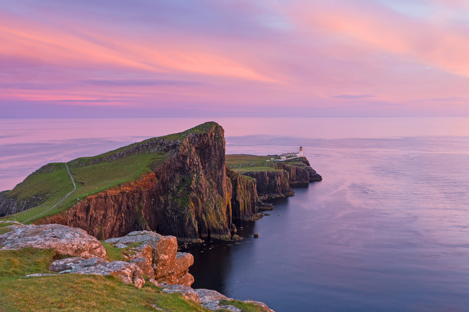 Neist Point Lighthouse Foto & Bild | monatswettbewerbe, foto des jahres ...