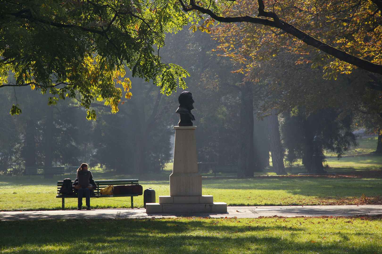 Nel parco Foto % Immagini| persone, autunno, ginevra - svizzera ...