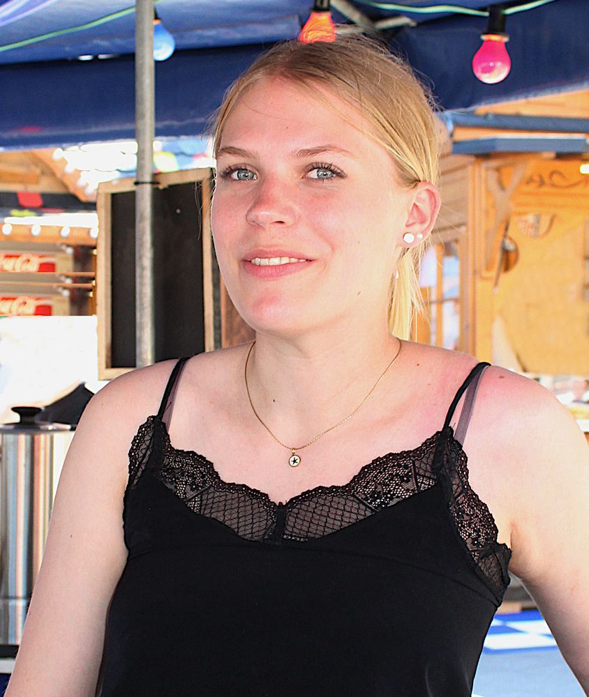 Nele im Porträt 1 Foto & Bild | fun, party, people Bilder auf fotocommunity