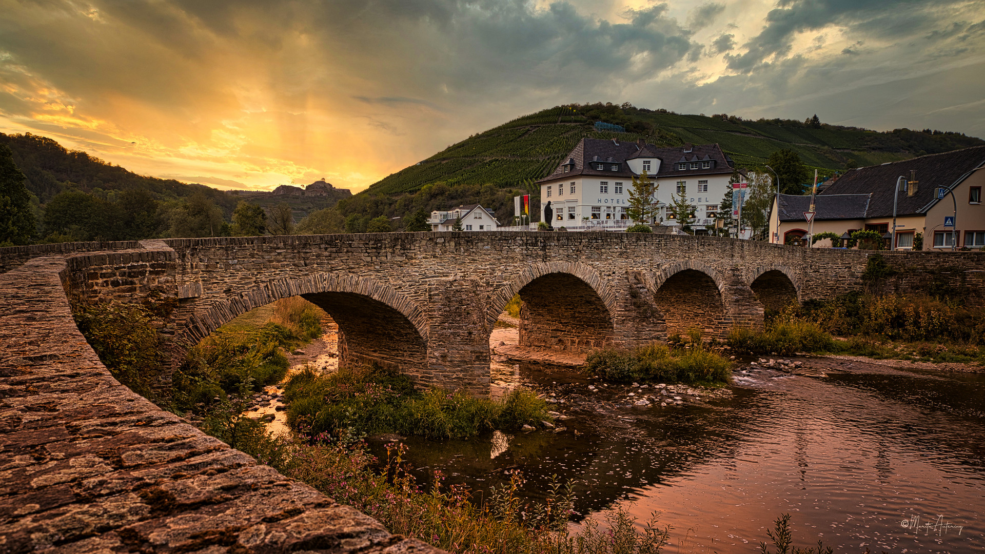Nepomukbrücke in Rech (Rheinland-Pfalz) Foto & Bild | world ...