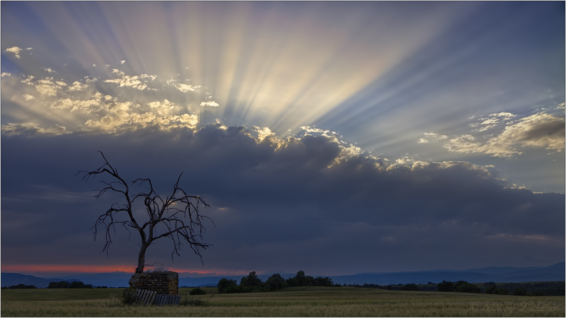 Neu und Alt Foto & Bild | france, world, wolken Bilder auf fotocommunity