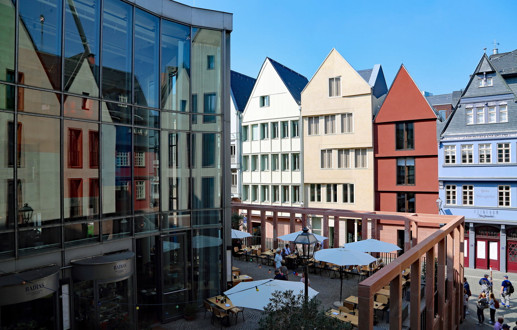 neue Altstadt im Spiegel Foto & Bild | world, frankfurt, architektur ...