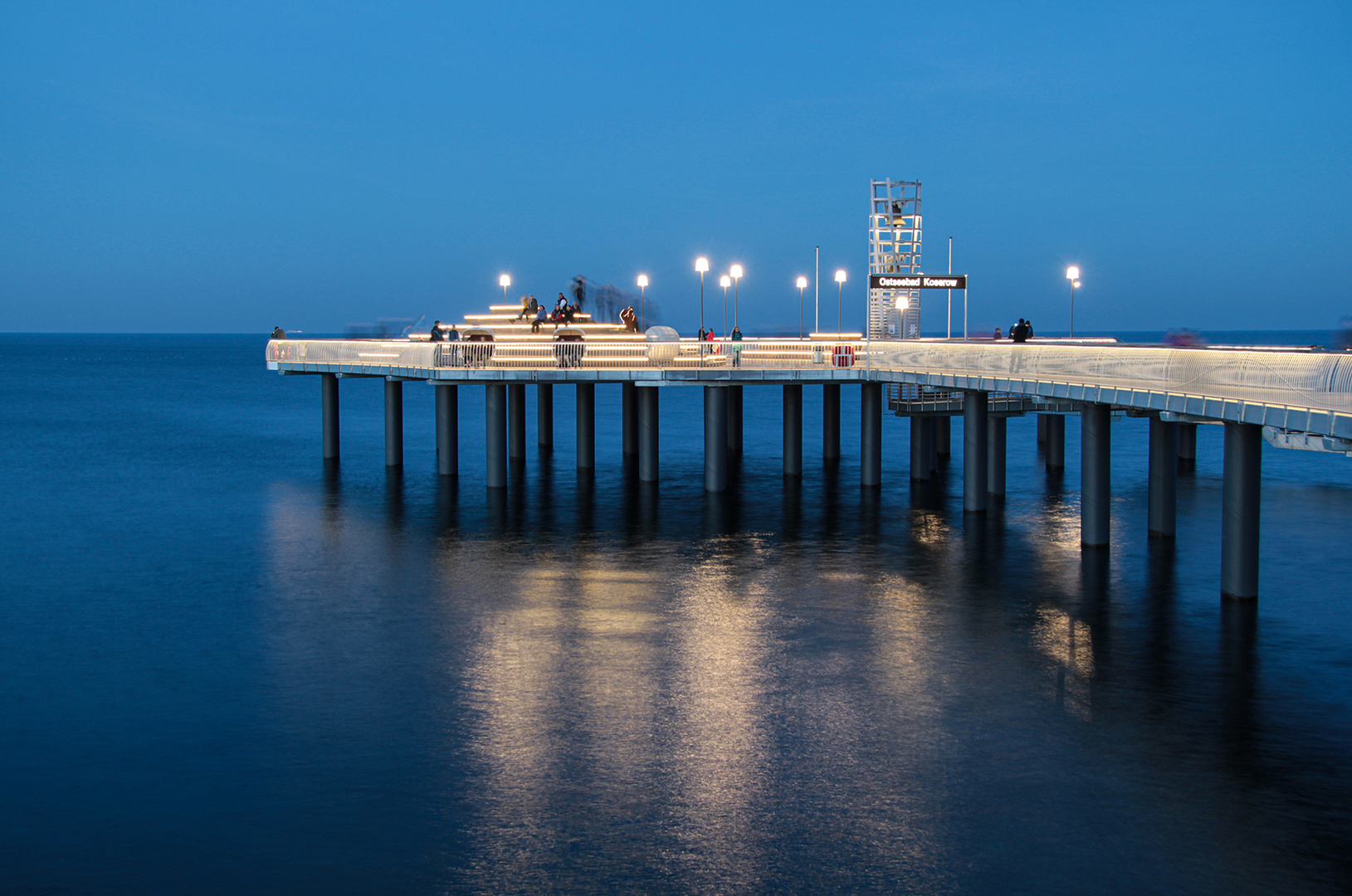 Neue Seebrücke in Koserow Foto & Bild | ostsee, architektur ...