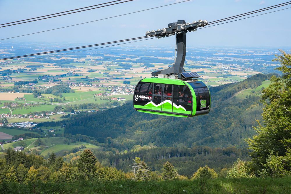 Neue Seilbahn zum Grünberg /Gmunden Foto & Bild | sonstiges, natur und ...