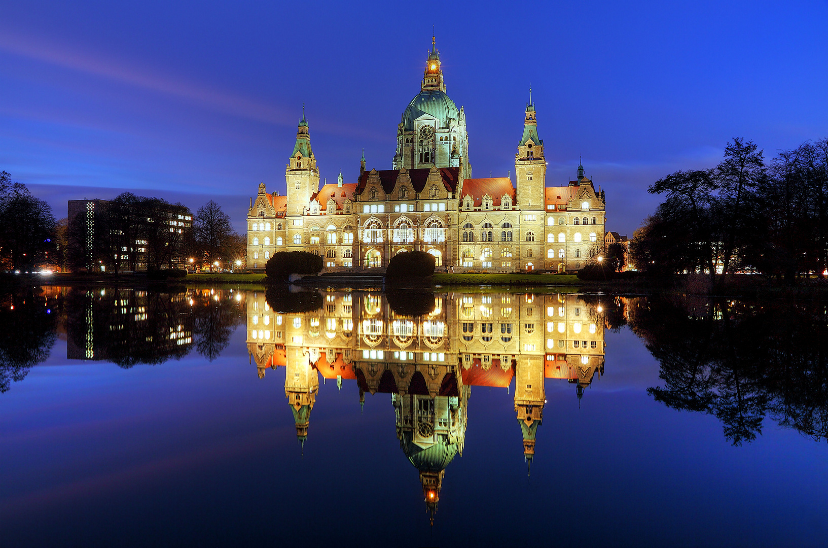Neues Rathaus Hannover Foto & Bild | architektur, stadtlandschaft ...