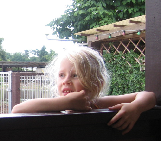 Neugierig Foto & Bild | kinder, portraits, menschen Bilder auf ...