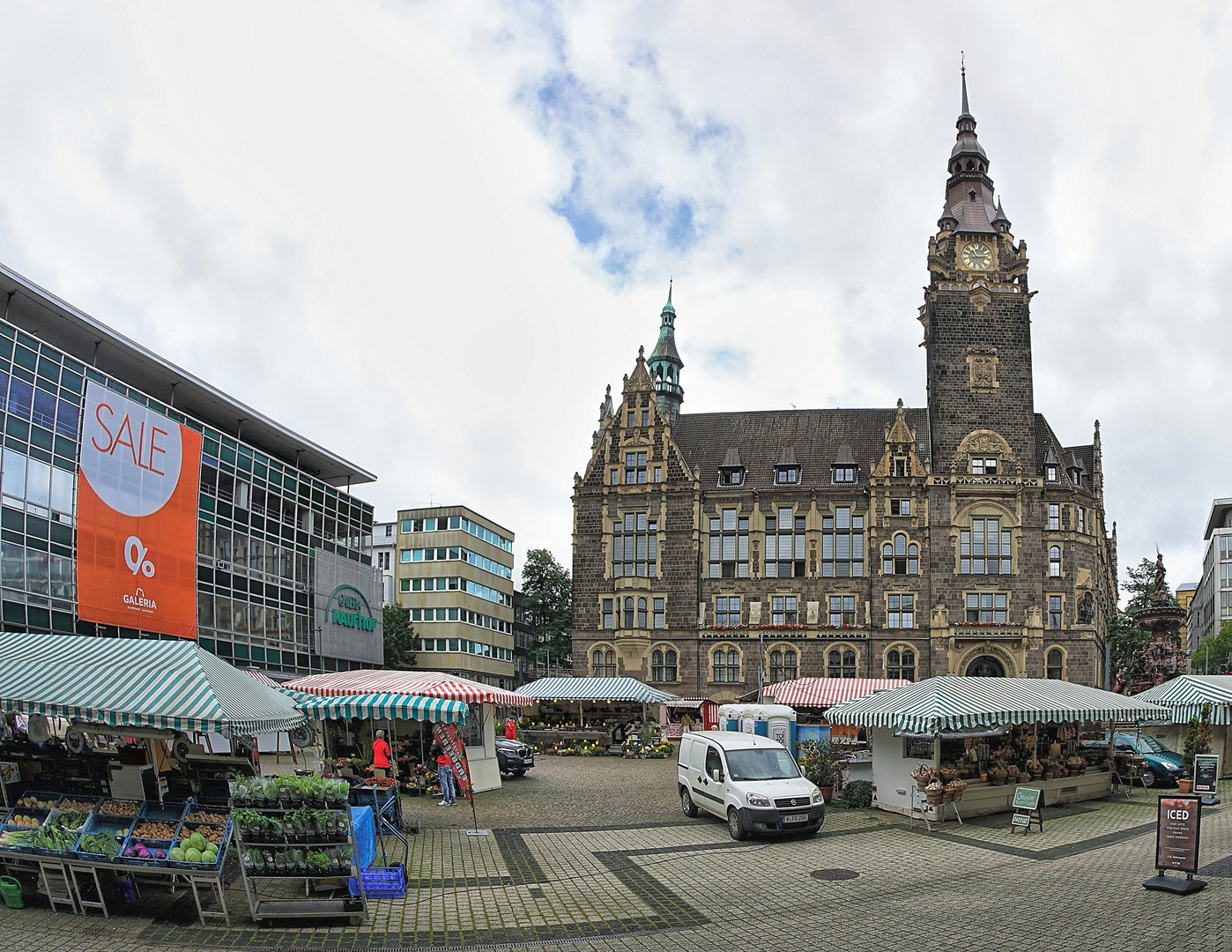 Neumarkt mit Rathaus Foto & Bild | architektur, deutschland, europe ...