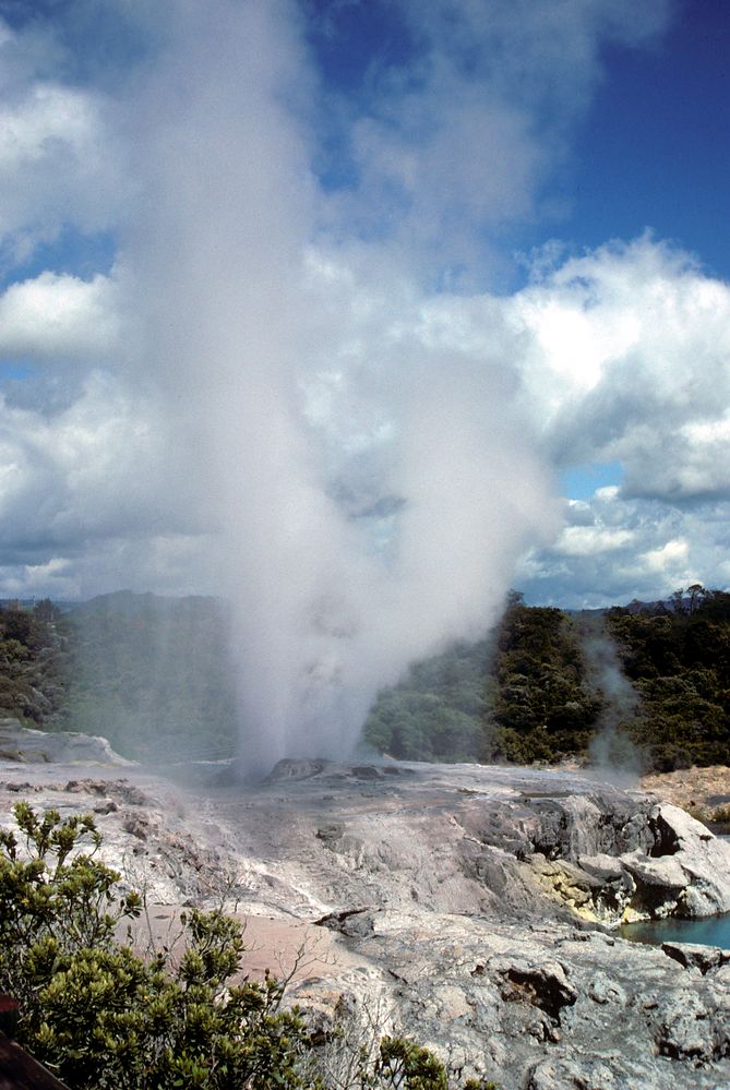 Neuseeland Geysir Foto & Bild | naturereignisse, die elemente, natur ...