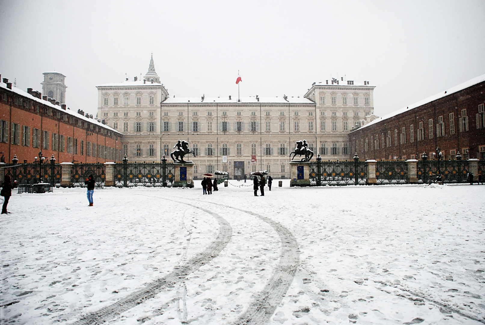 neve a Torino Foto % Immagini| le stagioni dell'anno, torino, temi Foto ...