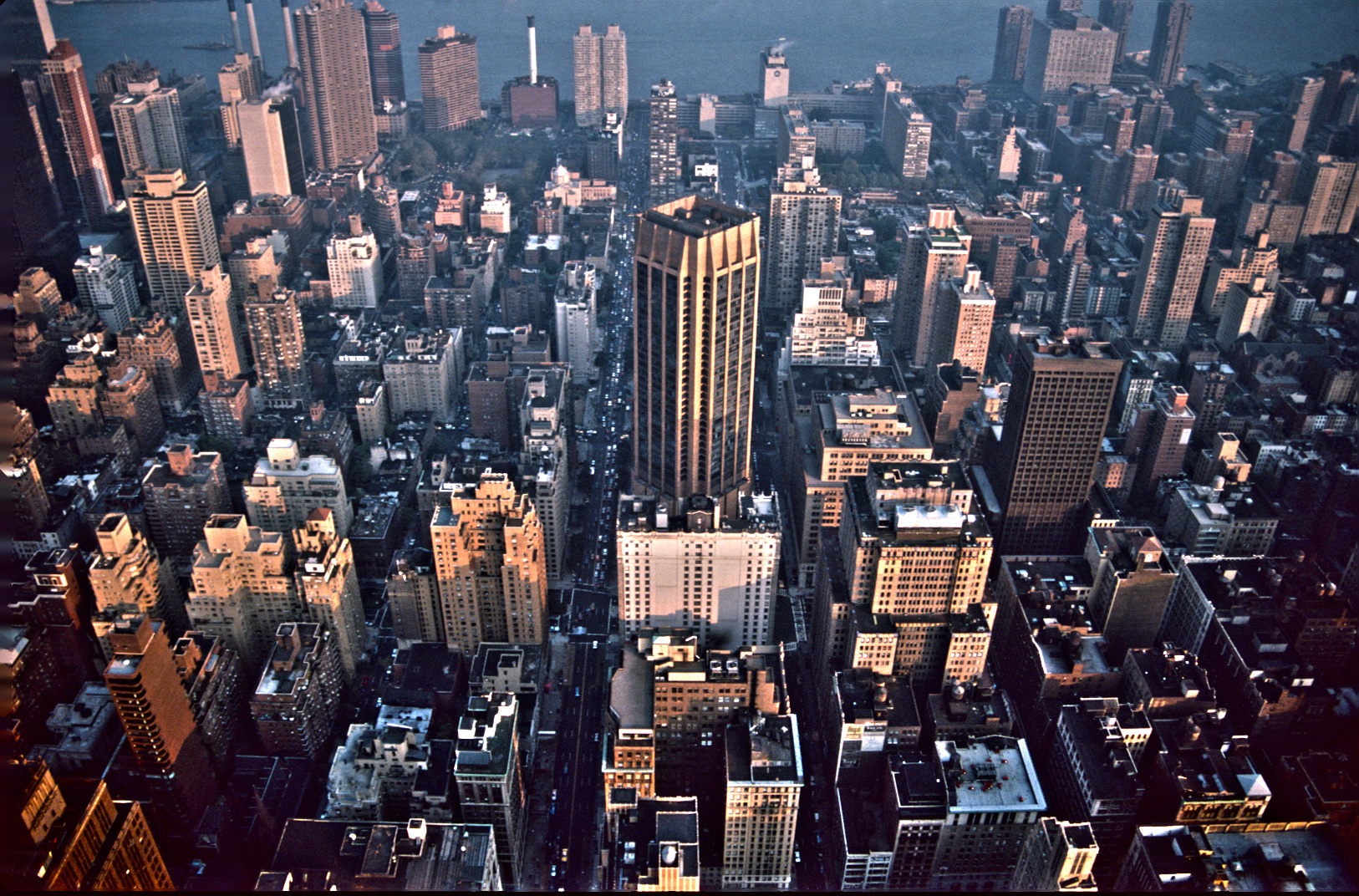 New York City, Manhattan, View from the Top of the Empire State ...