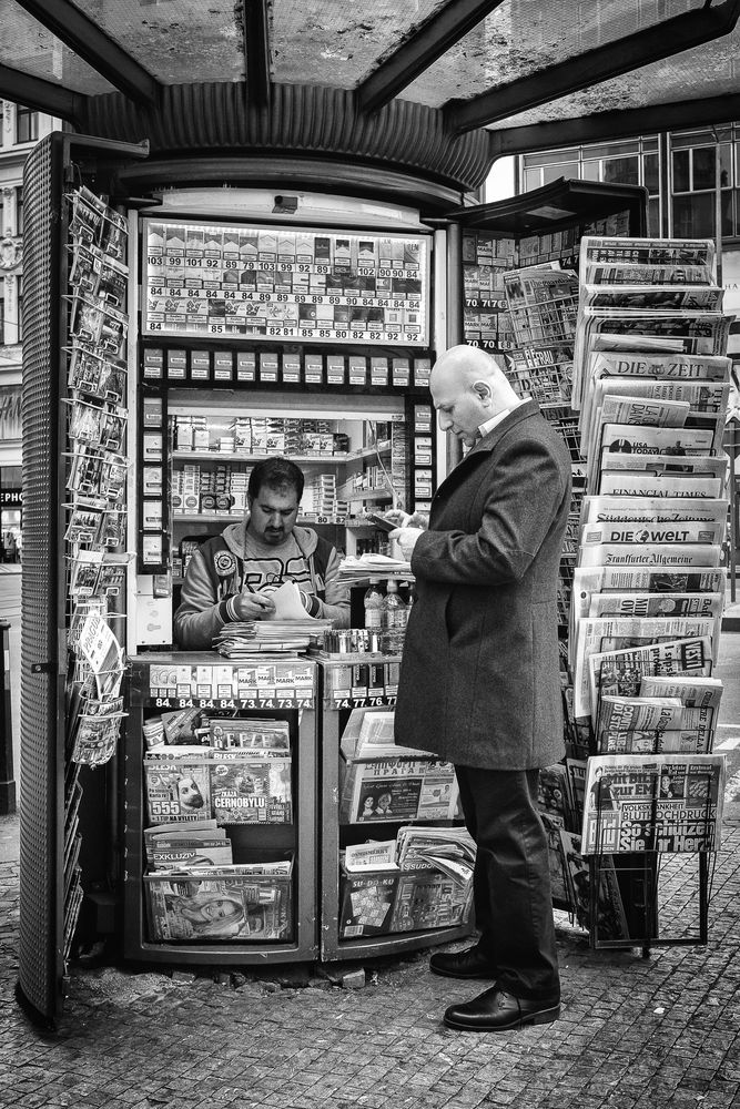 News Foto & Bild | streetfotografie mit menschen, street photography, schwarz-weiß Bilder auf ...