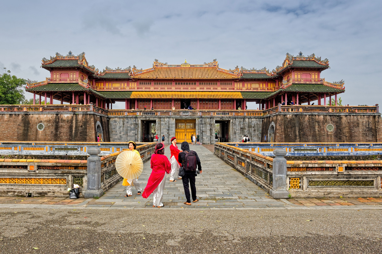 Ngo Mon Gate Foto & Bild | world, unesco, weltkulturerbe Bilder auf ...