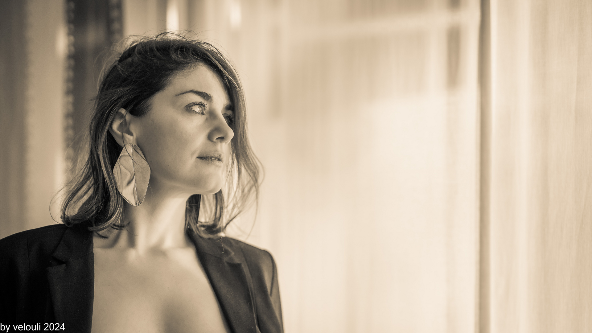 Nicoleta in Sepia 3 Foto & Bild | fotos, portrait, lifestyle Bilder auf fotocommunity