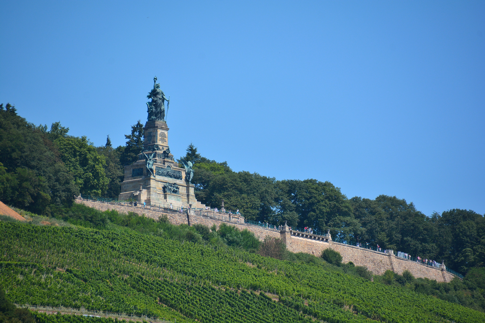 Niederwalddenkmal bei Rüdesheim am Rhein Foto & Bild | world, rhein ...