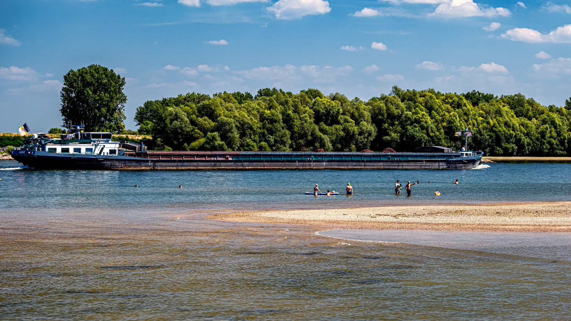 Niedrigwasser am Rhein beim Strandbad Oppenheim Foto & Bild | wasser ...