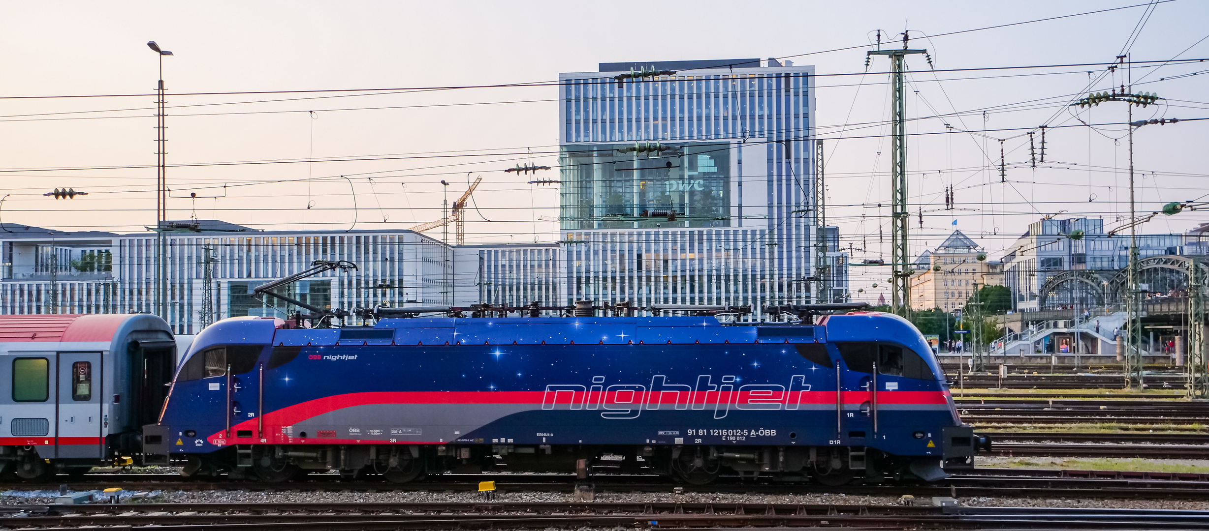 Nightjet-Outfit Foto & Bild | münchen, eisenbahn, 1216 Bilder auf ...