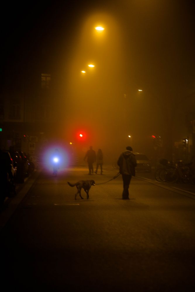 Nightwalk Foto & Bild | streetfotografie mit menschen, street, straße Bilder auf fotocommunity
