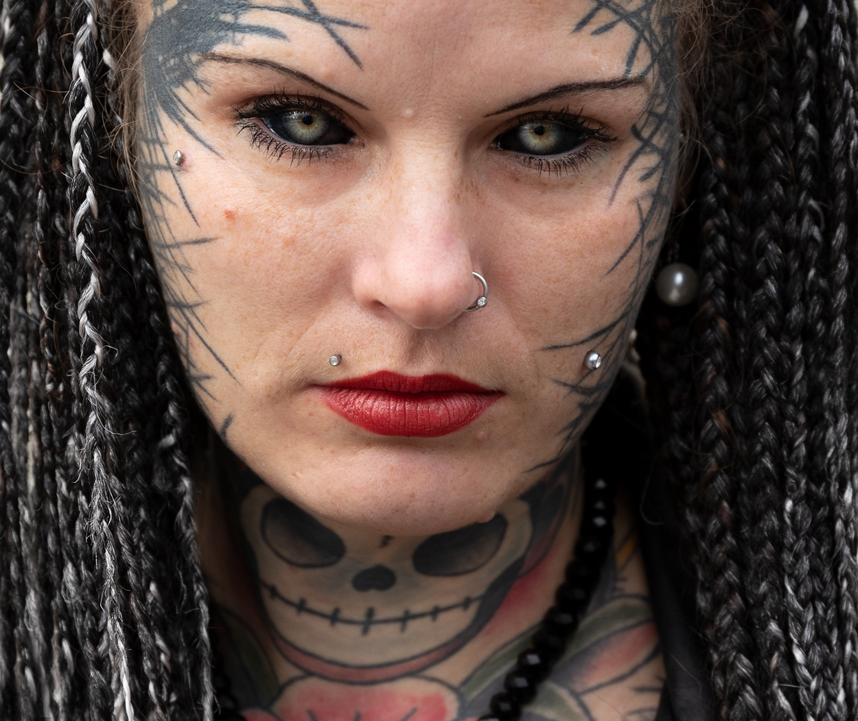 Nina Foto & Bild | erwachsene menschen, portrait, streetfotografie mit menschen Bilder auf ...