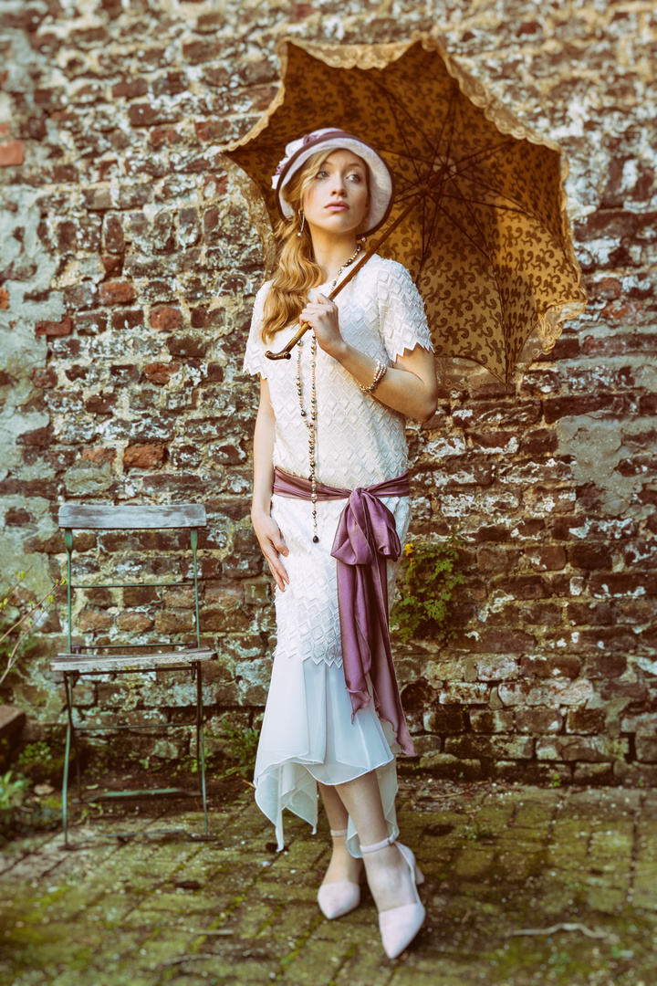 Nina mit Schirm Foto & Bild | erwachsene menschen, fashion, szene ...