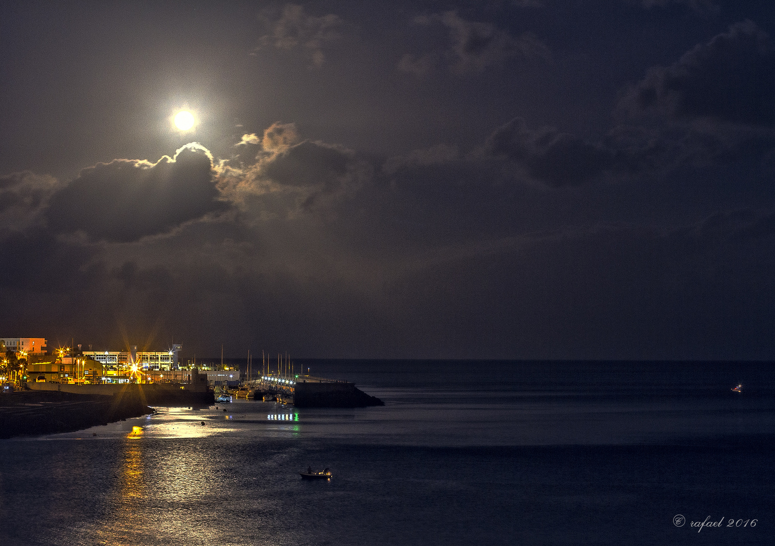 NOCHE DE LUNA LLENA Imagen & Foto | paisajes, mar y playa , marinas ... NOCHE DE LUNA LLENA Imagen & Foto | paisajes, mar y playa , marinas ...