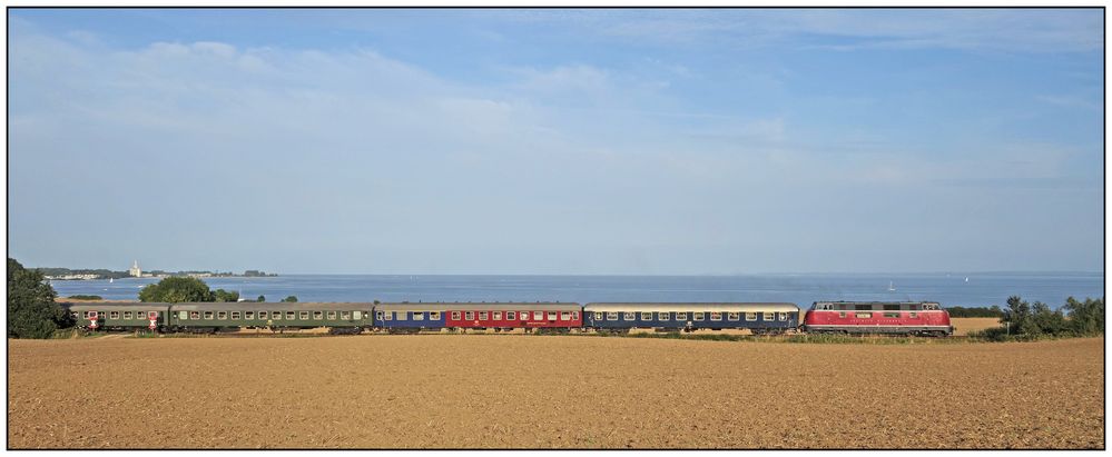 Nord-Express Foto & Bild | ostsee, bahn, industrie Bilder auf fotocommunity