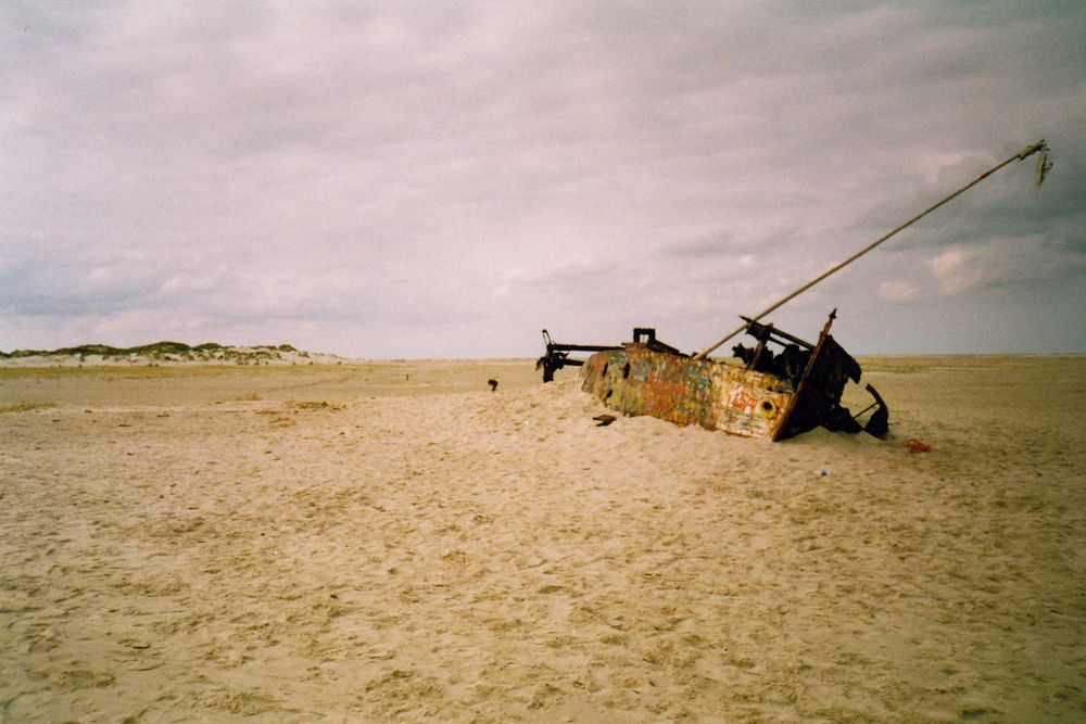 Norderney, Wrack im Osten der Insel Foto & Bild | deutschland, europe ...