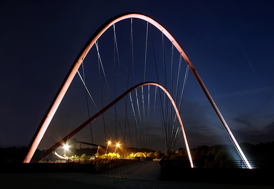 Nordstern Foto & Bild | architektur, architektur bei nacht, brücken ...