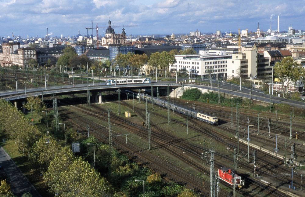 Nordwärtsblick am HBF Mannheim Foto & Bild | bahnhof, bahn, baden ...