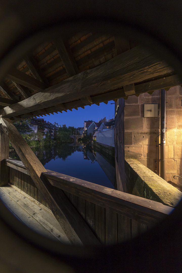 Nürnberg - Henkersteg Foto & Bild | architektur, architektur bei nacht ...