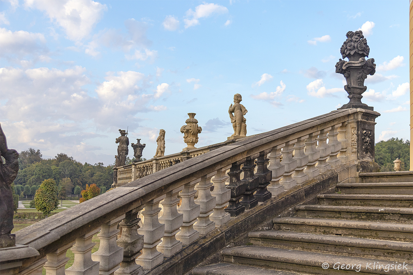 Nun gehen wir mal die Treppen rauf ... Foto & Bild | architektur ...