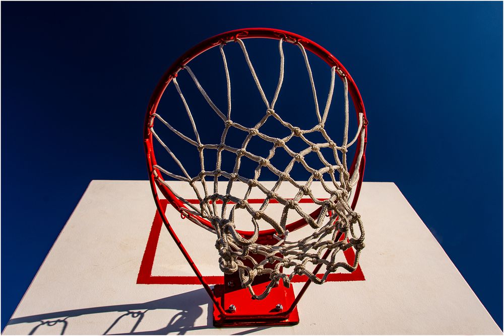 Nur ein Basketball Korb Foto & Bild | sport, ballsport, projekte Bilder ...