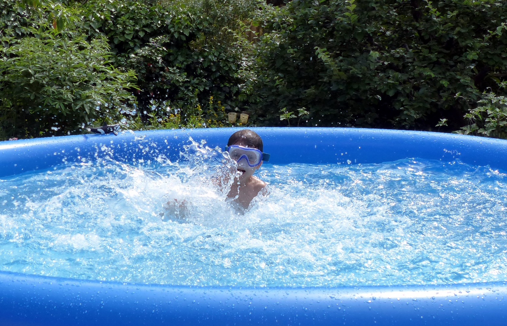 Nur im Wasser Foto & Bild | landschaft, jahreszeiten, lebensräume ...