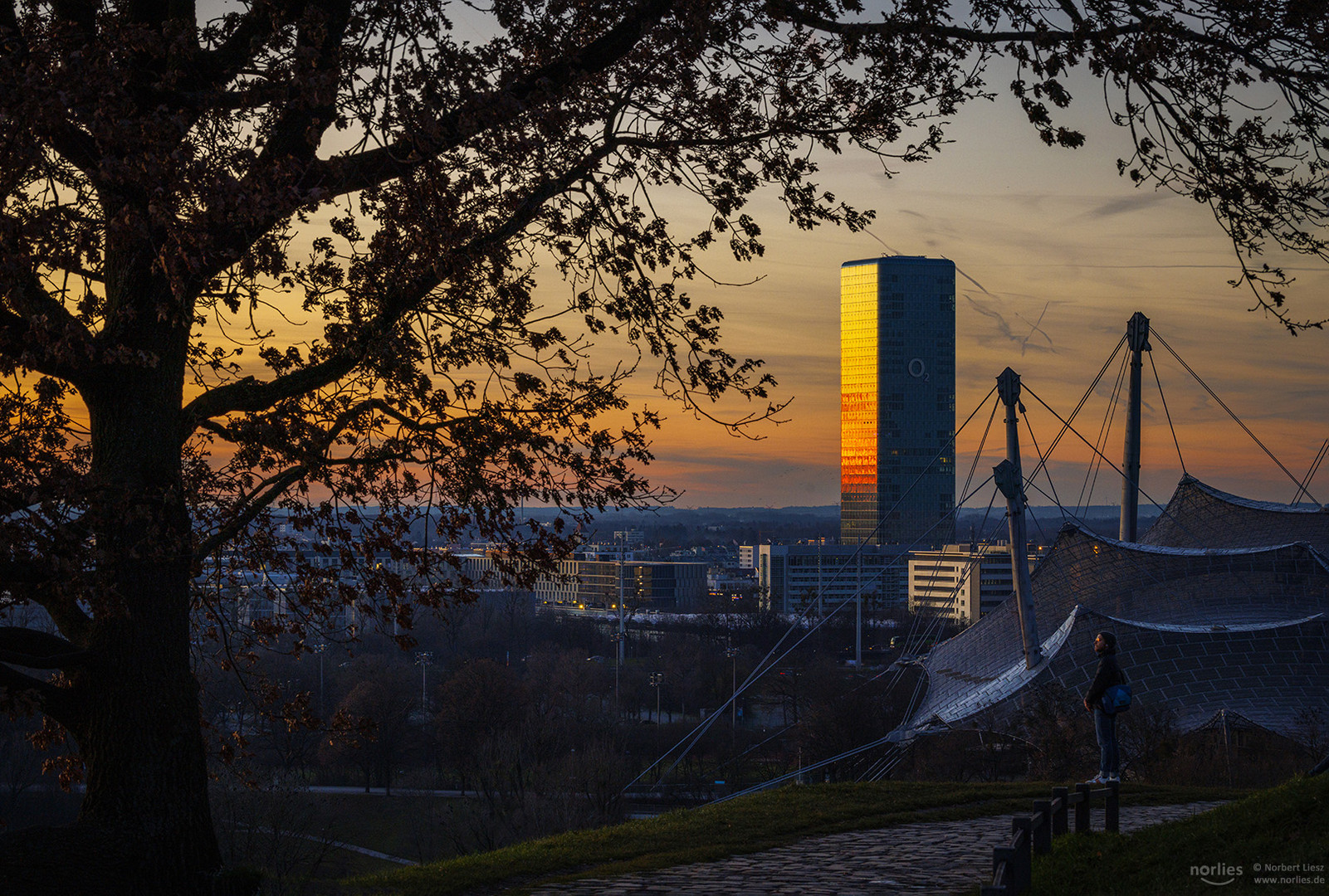 O2 Tower Foto & Bild | deutschland, europe, bayern Bilder auf fotocommunity