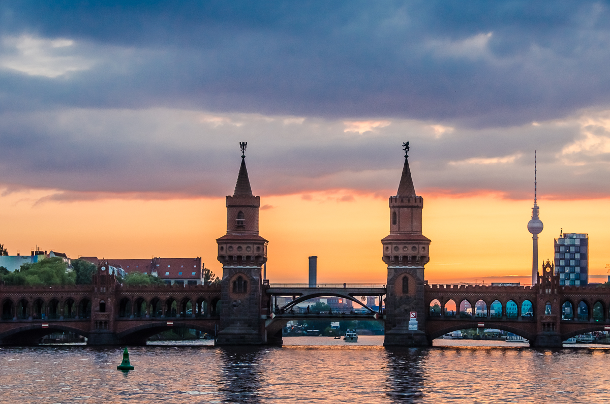 Oberbaumbrücke Foto & Bild | deutschland, europe, berlin Bilder auf ...