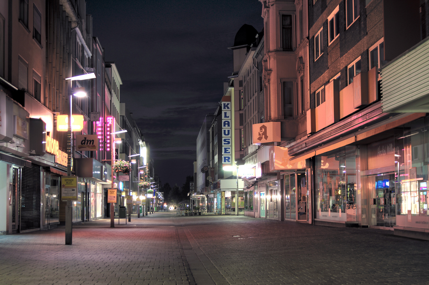 Oberhausen Marktstrasse bei Nacht Foto & Bild | architektur ...