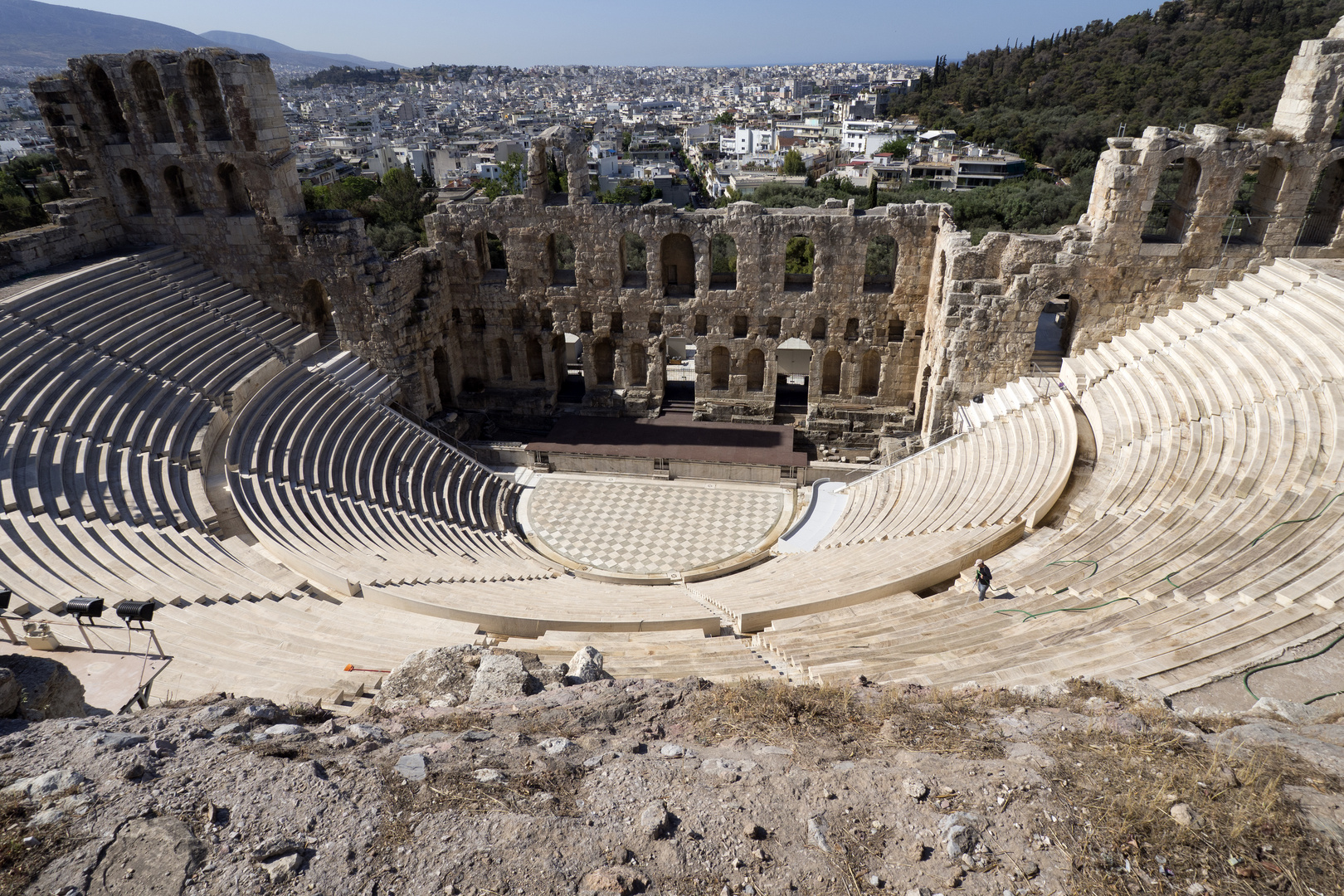 ~ Odeon des Herodes Atticus ~ Foto & Bild | mittelmeer, griechenland ...