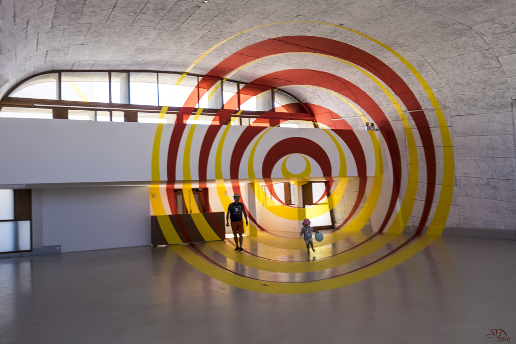 Oeuvre de Felice Varini photo et image | tags peintures art, arts ...