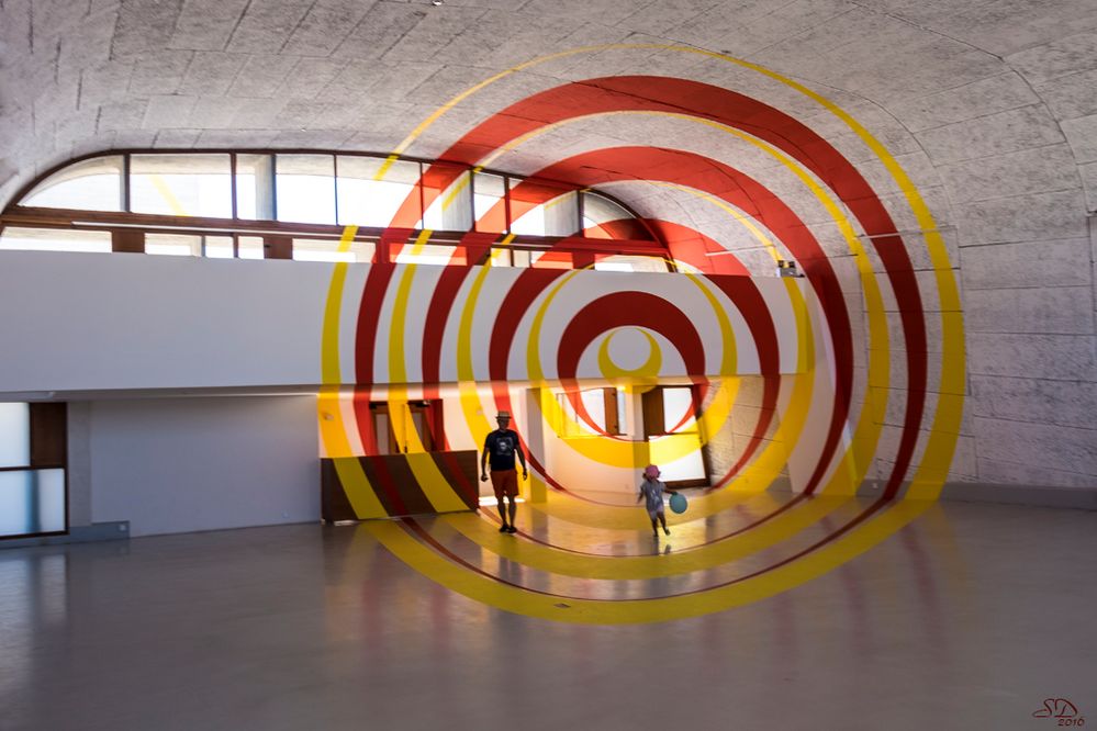 Oeuvre de Felice Varini photo et image | tags peintures art, arts ...