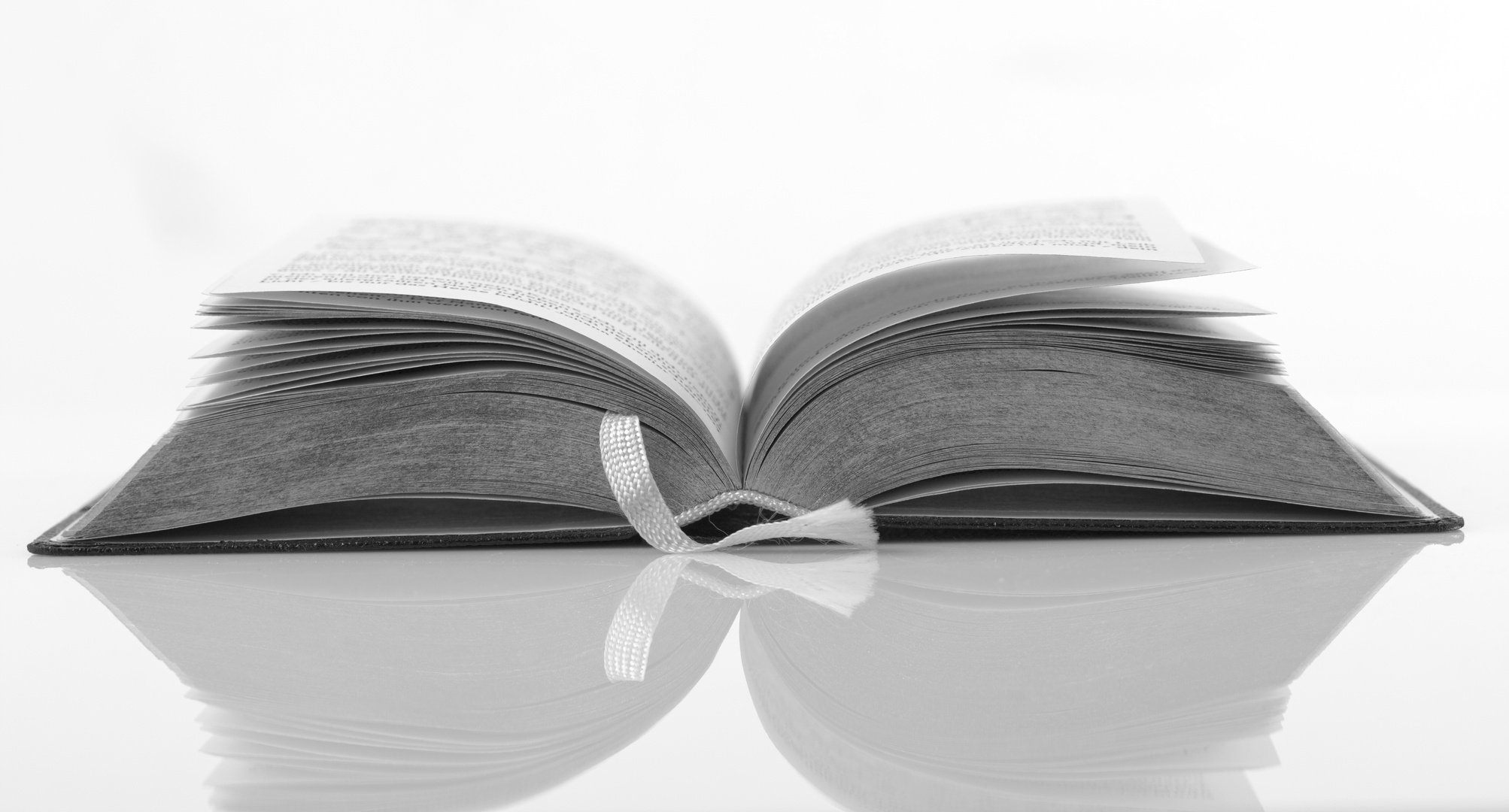 Offenes Buch Foto & Bild | stillleben, bücher, motive Bilder auf ...