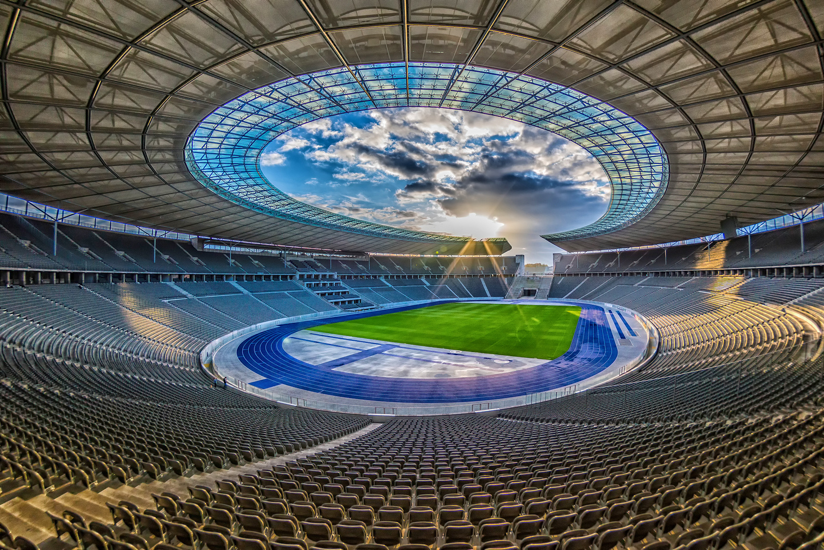 Olympiastadion Berlin Foto & Bild | architektur, olympiastadion, berlin ...