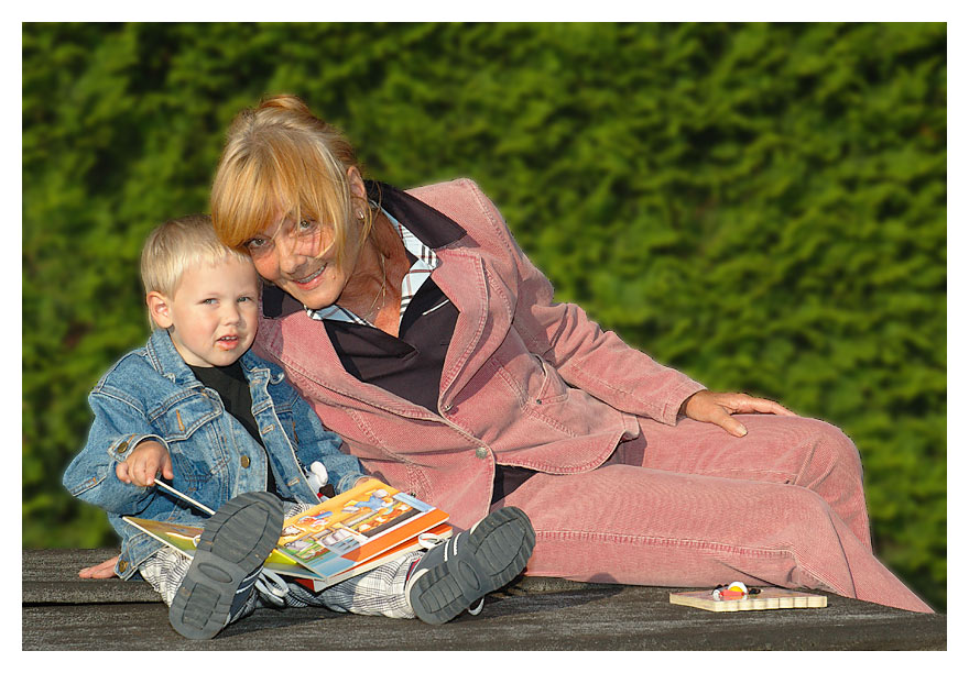 Oma Und Enkel Foto And Bild Portrait Kinder Portraits Menschen Bilder Auf Fotocommunity