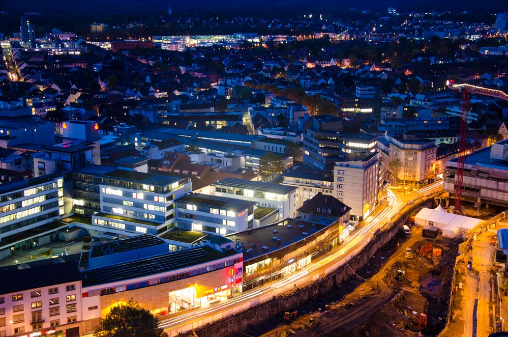 On the roof of K-Town Foto & Bild | architektur, architektur bei nacht, outdoor Bilder auf ...