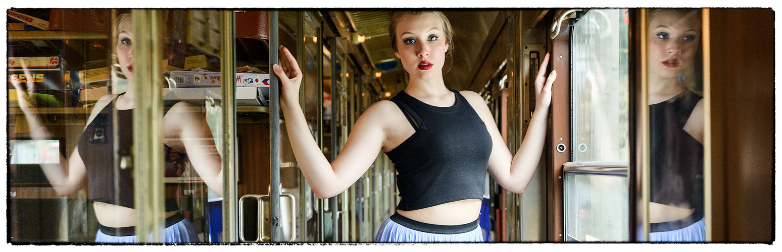 on-the-train-again Foto & Bild | menschen Bilder auf fotocommunity